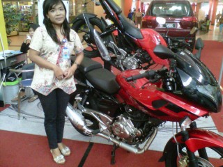 Pulsar Si Motor Besar Super Irit - Tribunsumsel.com