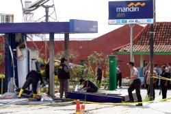 Bom ATM Mandiri Karangploso Berdaya Ledak Rendah - Surya.co.id