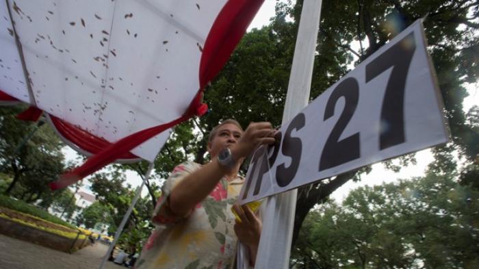 Surat Suara Tertukar, Pencoblosan di Enam TPS Tertunda - Surya.co.id