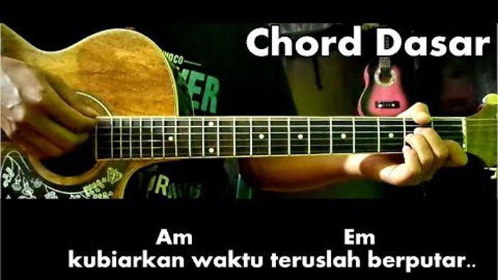 13 Chord & Kunci Gitar Lagu Indonesia Paling Mudah, Mulai 'Dia' Anji hingga 'Sayang' Via Vallen ...