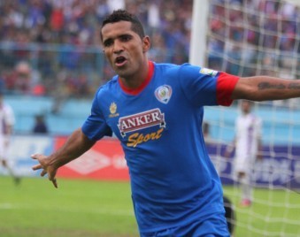 Beto Tunggu Persijap di Stadion Kanjuruhan - Surya.co.id