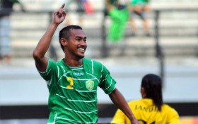 Mat Halil, Antara Persida dan Persepam - Surya.co.id