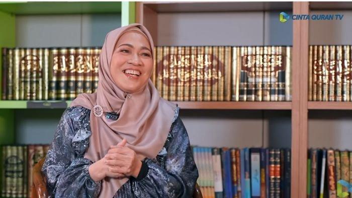 7 Fakta Wanita asal Surabaya yang Wakafkan Resto hingga Hotel: Kisah Ibunya Tak Kalah Inspiratif ...