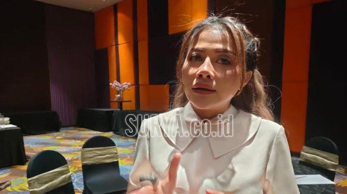 SOSOK Asrilia Kurniati, Isyaratkan Turun di Pilwali Surabaya Melalui Jalur Independen - Surya.co.id