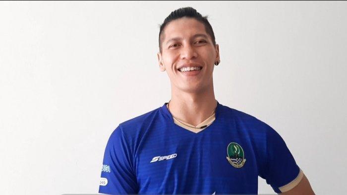 BIODATA Dimas Saputra yang Aksinya Pamer Block Pakai Punggung di ...