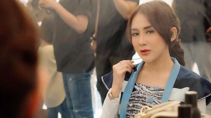 BIODATA Ucie Sucita Penyanyi Dangdut yang Dikabarkan Dekat dengan Sule, Punya Segudang Prestasi ...