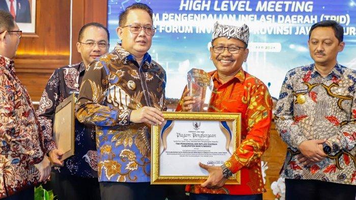 Berhasil Tekan Inflasi, Banyuwangi Raih Tiga Besar TPID Berkinerja Terbaik Jawa Timur - Surya.co.id