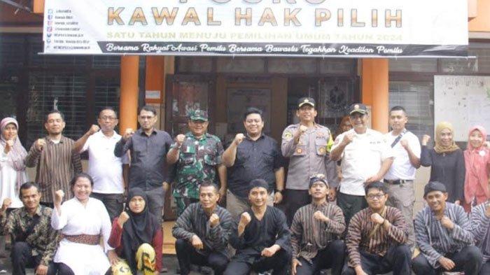 Jelang Pemilu 2024, Bawaslu Kota Blitar Buka Posko Kawal Hak Pilih - Surya.co.id