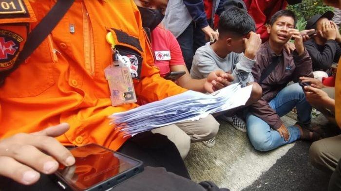 Dokter Pastikan Tak Ada Pemakaman Massal Korban Tragedi Arema vs ...