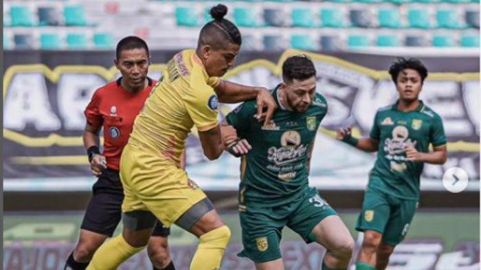 Berita Persebaya Hari Ini Populer: 5 Pemain Bertahan Musim Depan, Sosok Bek Ini Jadi Rebutan ...