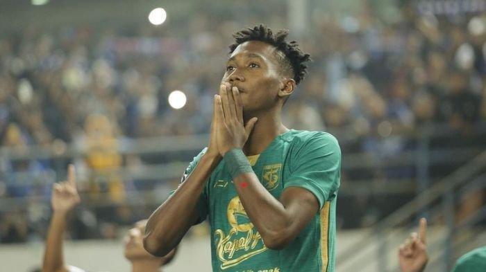 Biodata Alta Ballah, Bek Muda Persebaya Surabaya yang Baru Kembali Usai ...