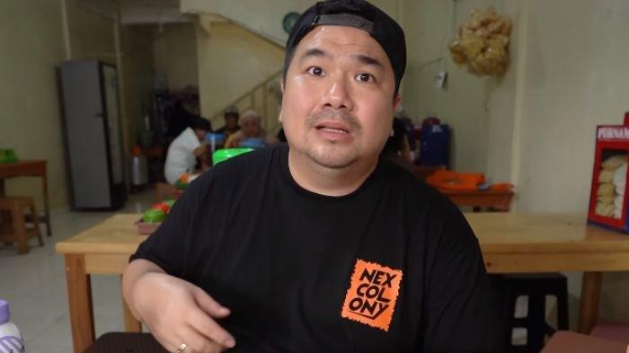 Biodata Nex Carlos, Food Vlogger yang Alami Insiden Memalukan saat ...