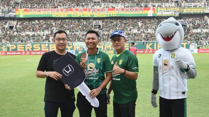 Undian Puncak Ballot Kapal Api Persebaya, Bonek Asal Tambak Segaran ...