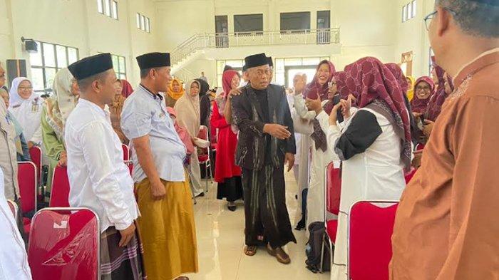 ASN Ponorogo Pakai Baju Muslim di Hari Santri Nasional 2023, Bupati ... ASN Ponorogo Pakai Baju Muslim di Hari Santri Nasional 2023, Bupati ...