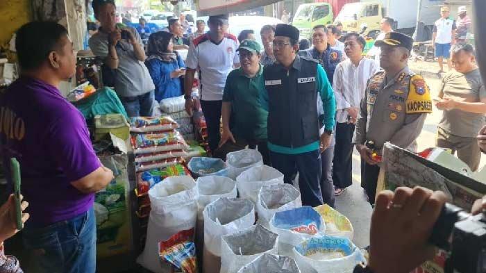 Harga Beras di Sidoarjo Mulai Turun, Pemkab Terus Genjot Operasi Pasar - Surya.co.id