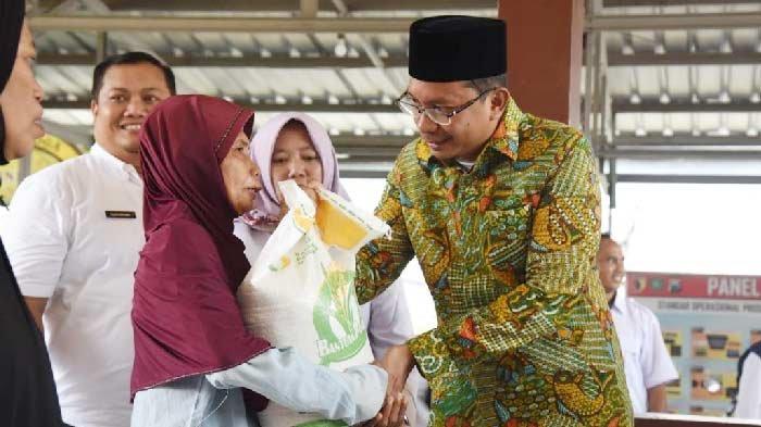 Jelang Lebaran 2024, Pemerintah Salurkan Bantuan Pangan untuk Puluhan ...