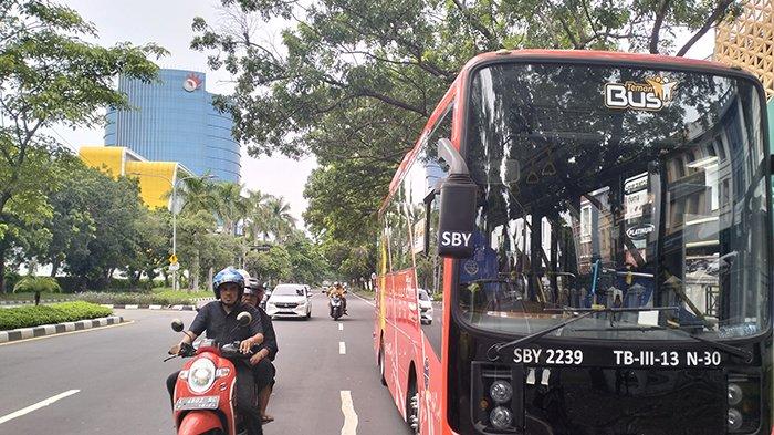 Bus Listrik Surabaya Mogok di Jalan MERR saat Layani Penumpang - Surya ...