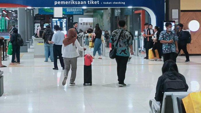 Strategi KAI Daop 8 Surabaya Gaet Pelanggan di Momen Nataru, Hadirkan Promo 12.12 - Surya.co.id