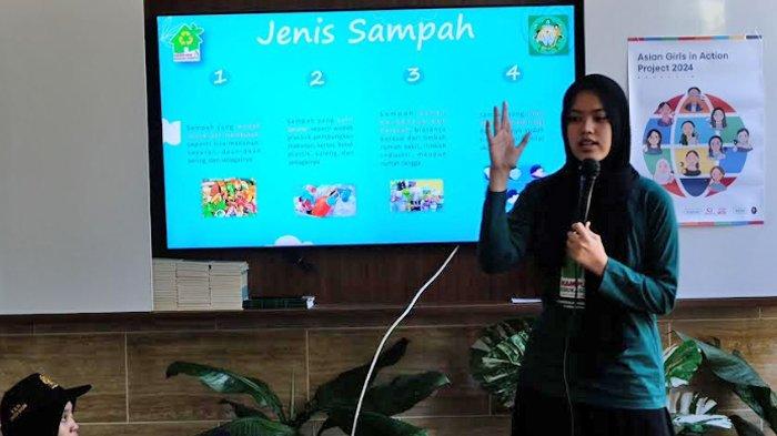 Program Edukasi Kelola Sampah, Chika Alifia Wijaya Raih Gelar Champion ...