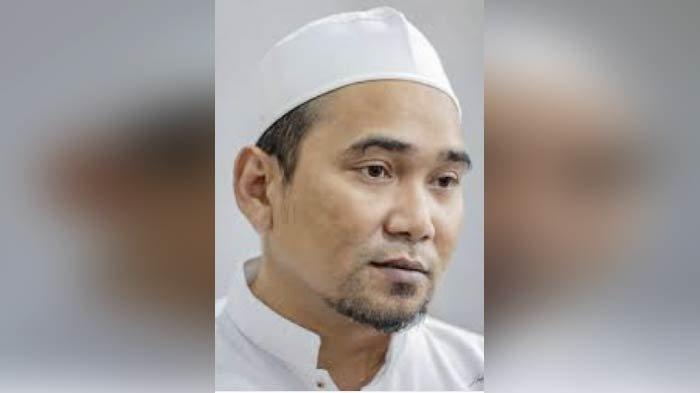 Membentuk Generasi Jempolan melalui Pengajian Kilatan oleh Dr KH Reza ... Membentuk Generasi Jempolan melalui Pengajian Kilatan oleh Dr KH Reza ...