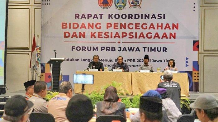 Rakor FPRB Jatim 2025, BPBD Jatim Ajak Relawan Rancang Aksi Bermanfaat ...