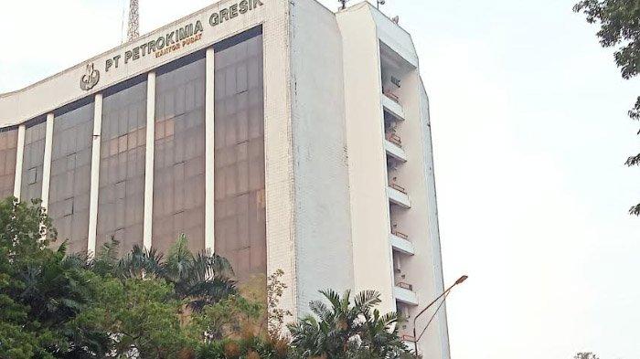 Gedung PT Petrokimia Gresik Retak Memanjang Digoyang Gempa, Ratusan ...