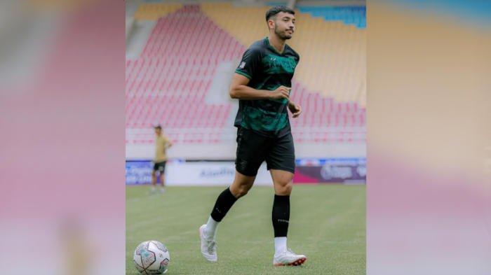 BIODATA George Brown, Pemain Trial Persebaya Surabaya yang Bikin Aji ...