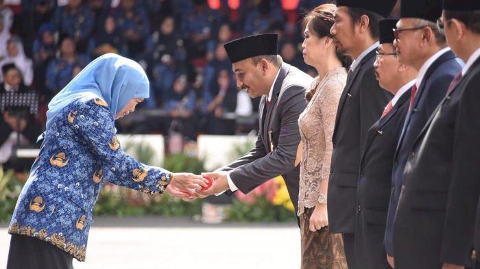 Bupati Ngawi Ony Anwar Harsono dapat Penghargaan Jer Basuki Mawa Beya ...