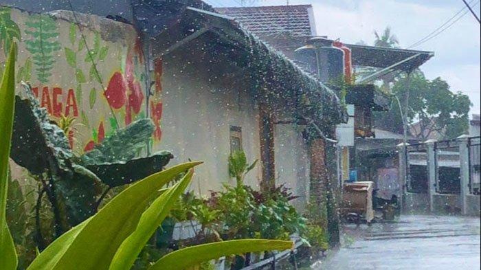 BMKG : Waspada Hujan Disertai Petir dan Angin Kencang di Sejumlah Wilayah Jawa Timur - Surya.co.id
