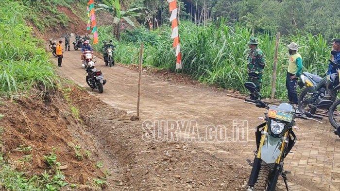 TMMD Kabupaten Trenggalek Ditutup, Masyarakat Desa Tanggaran Bisa Nikmati Jalan Mulus - Surya.co.id