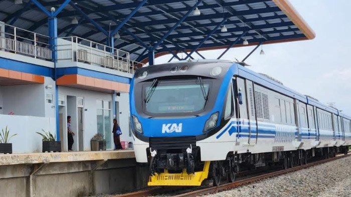 Makin Nyaman, Kereta Api Makassar - Pare Pare Kini Dilayani dengan 2 ...