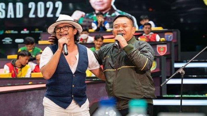 KEBANGGAAN Andy Rif Bisa Nyanyi Bareng Jenderal Dudung Abdurachman ...