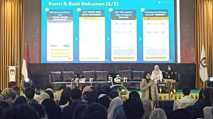 KPU Kota Blitar Gelar Simulasi Penggunaan Sirekap Pilkada 2024 - Surya.co.id