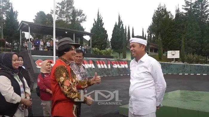 Kak Seto Acungi Jempol Dedi Mulyadi Usai Lihat Langsung Lokasi Pembinaan Siswa di Barak Militer ...