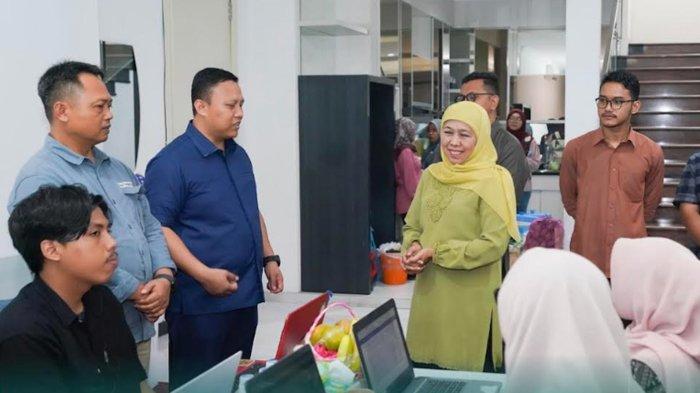 Khofifah Siapkan Tim Data Center untuk Pantau Perolehan Suara Pilgub ...