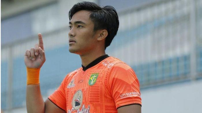 Perpanjang Kontrak, Kiper Ernando Ari Ingin Juara dan Akhiri Karier di Persebaya Surabaya ...