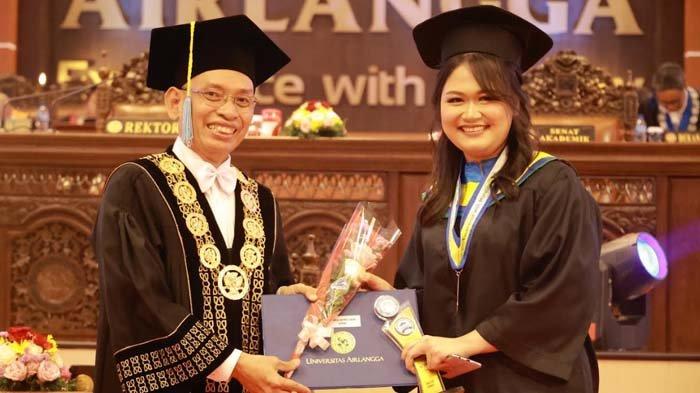 Maria Apriliani Gani Taklukan Gelar Doktor di Usianya yang Baru ...