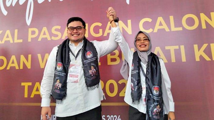 Dikawal Pendukungnya Daftar ke KPU, Mas Dhito dan Mbak Dewi Mantap Maju Pilkada Kediri 2024 ...