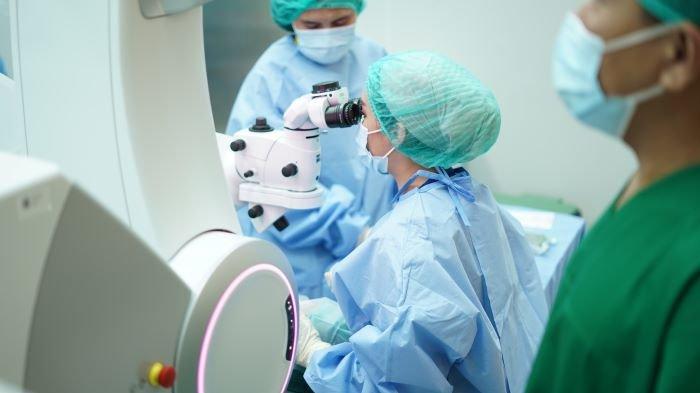 Pionir Di Indonesia Dan Asia Tenggara, Mayapada Eye Centre Luncurkan ...