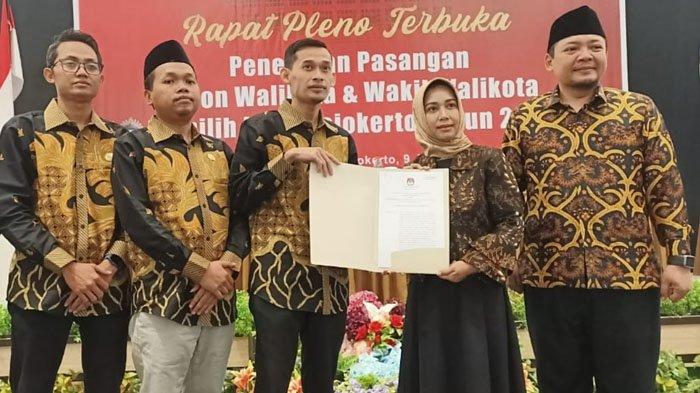 Ning Ita-Cak Sandi Sah Jadi Pemenang Pilkada Kota Mojokerto 2024, Tapi ...
