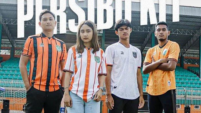 Jersey Persibo Bojonegoro Diborong Suporter Jelang Liga 3 Jatim ...