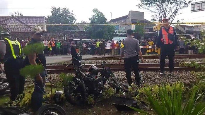 BREAKING NEWS Penjaga Palang Perlintasan Ditetapkan Tersangka Laka KA vs 7 Motor di Magetan ...