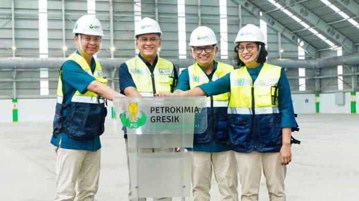 Berkat Inovasi Berkelanjutan, Petrokimia Gresik Catatkan Kenaikan Pendapatan 103 Persen pada ...
