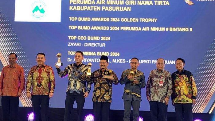 Perumda Giri Nawa Tirta Pasuruan Kembali Raih Top BUMD Kategori Bintang 5 - Surya.co.id