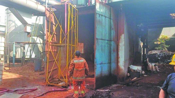 Pabrik PT Aneka Rimba Indonusa Gresik Kebakaran, Api Diduga dari Serbuk ...