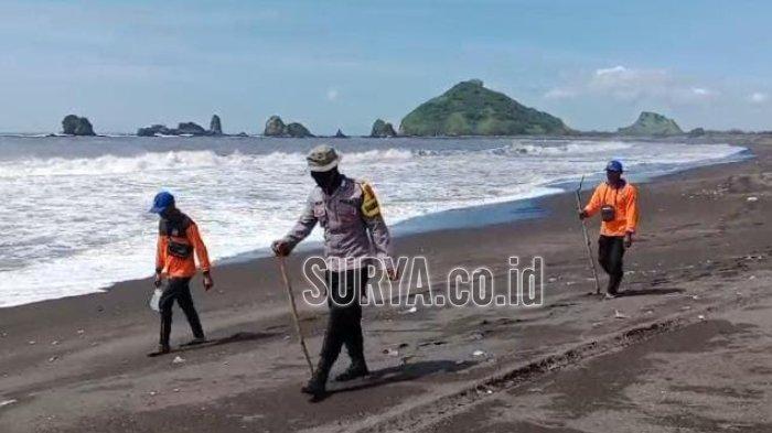 Nelayan Jember Hilang di Pantai Payangan, Perahu Terbalik Dihantam Ombak saat Cari Ikan - Surya ...