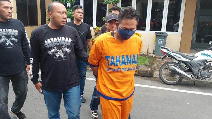 Terungkap Kemampuan Rohmad Kemas Potongan Tubuh Uswatun Begitu Rapat ...