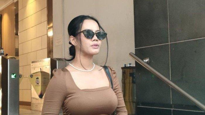 SOSOK Influencer Sidoarjo Jadi Tersangka Film Dewasa dan Terancam 10 Tahun Penjara, Kasusnya ...