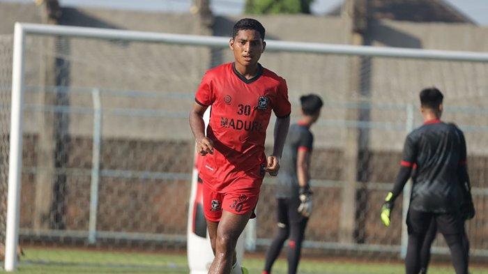 Tekad Striker Madura United Salim Akbar Tuharea di Timnas U-23 ...
