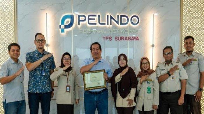 Terminal Petikemas Surabaya Raih Penghargaan Wajib Pajak Teladan 2024 - Surya.co.id